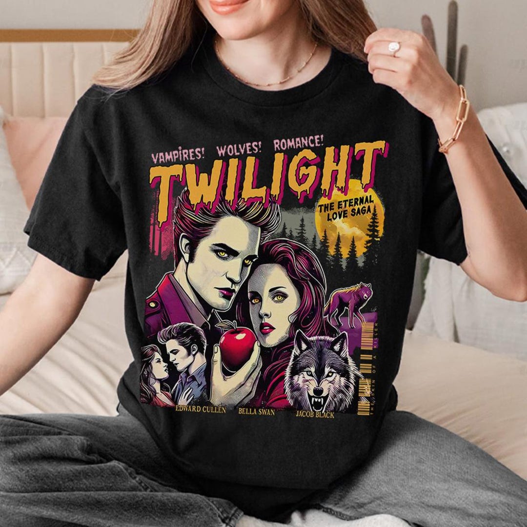 Retro Vintage Twilight Shirt, Twilight Fans Homage T-shirt, Gift for Book Lover Twilight Saga ...