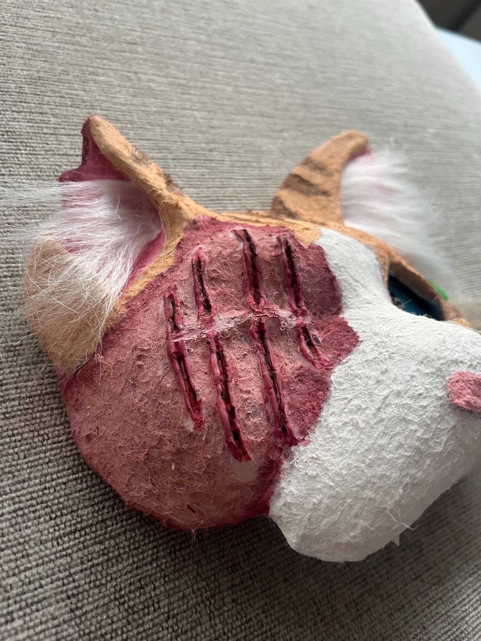 A Gorgeous and Realistic Catmask of the Character Brightheart From the ...