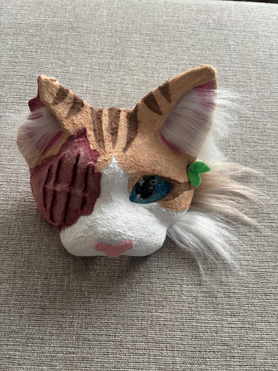 A Gorgeous and Realistic Catmask of the Character Brightheart From the ...