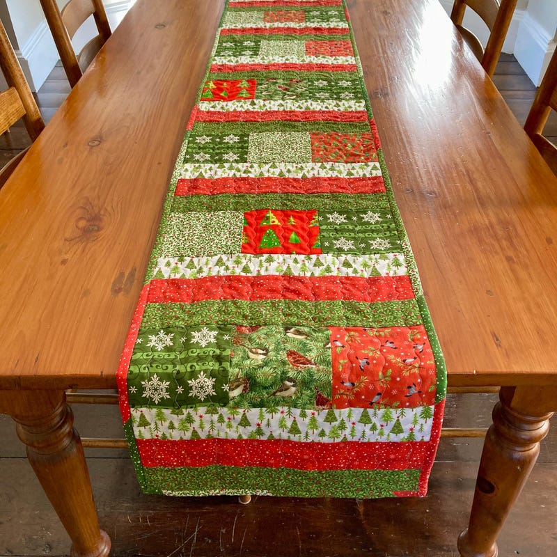 Christmas Quilted Table Runner - Etsy