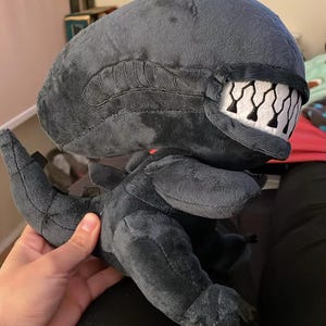 Alien Xenomorph Shaped Zipper Mouth Plush Doll Kawaii Plush Pillows ...