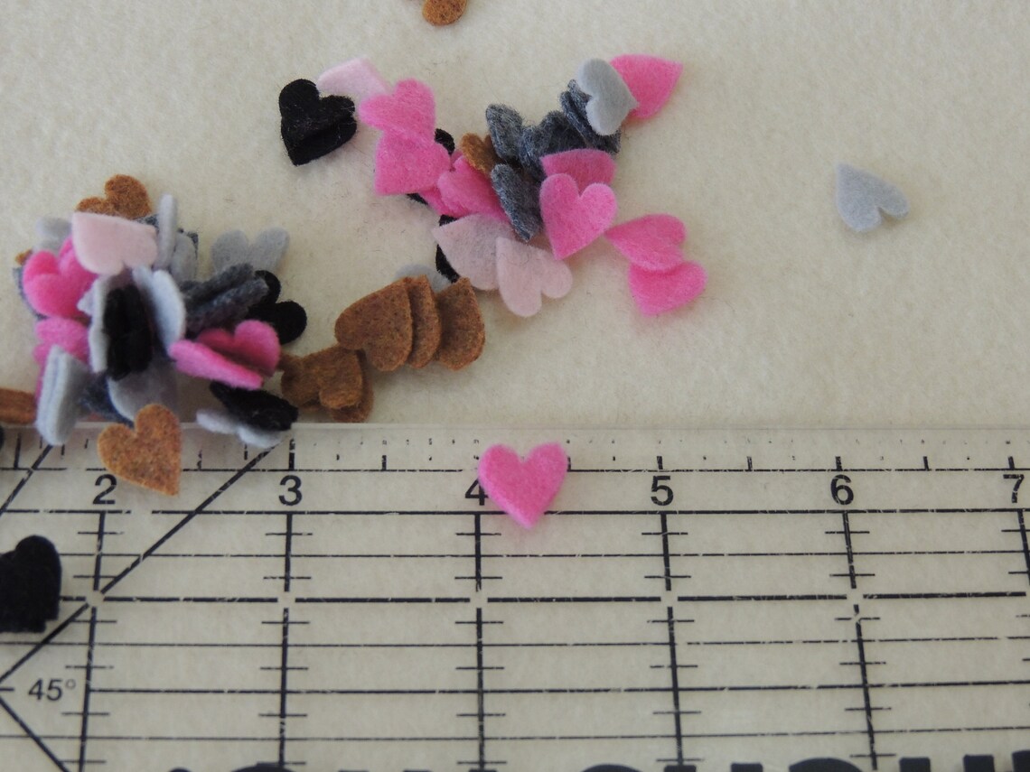 100 Die Cut Tiny 1/2 Felt Hearts Valentines - Etsy