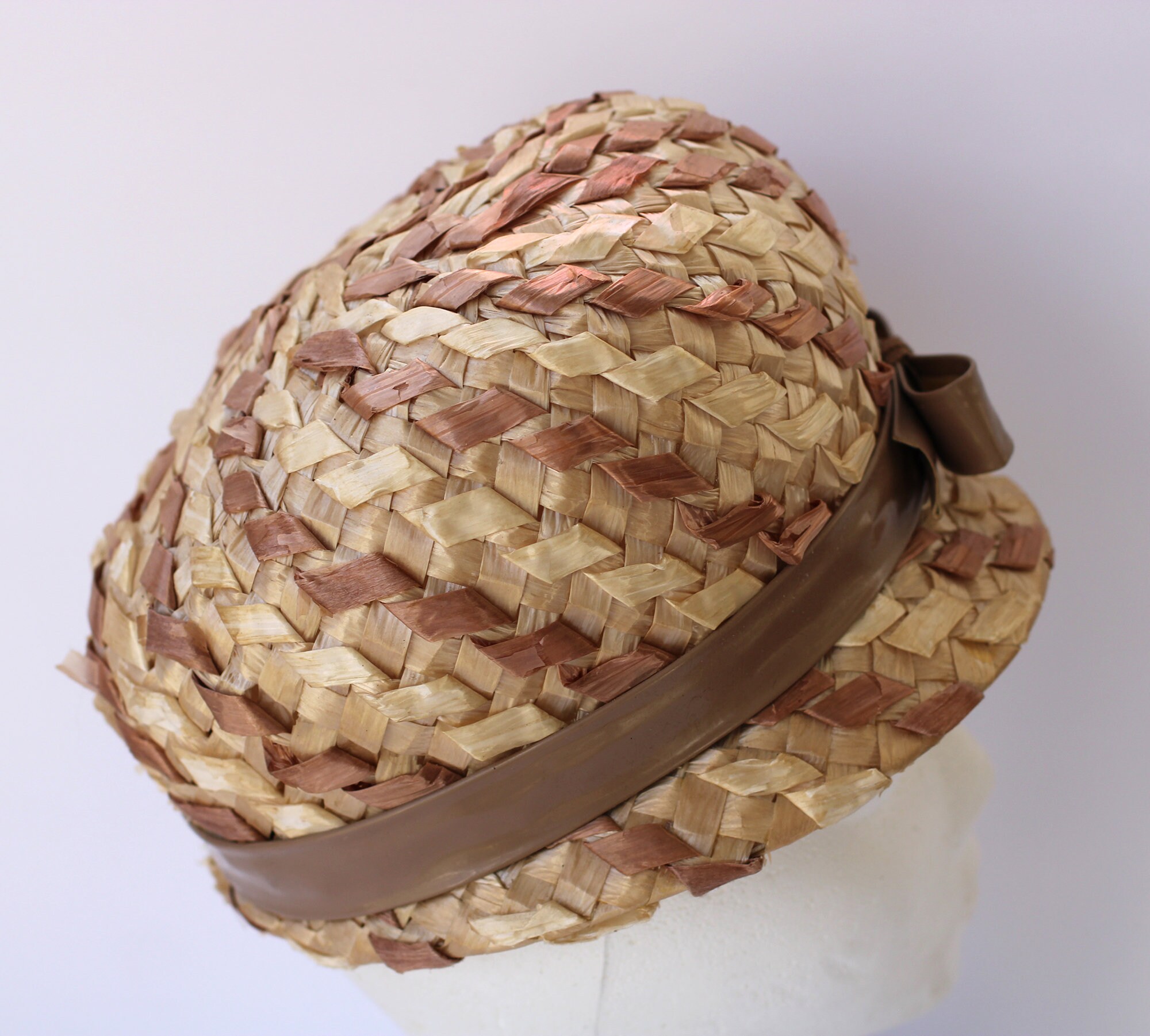 Vintage 1960's Raffia Straw Cloche Bucket Hat Bow Beige Brown Cream Off ...