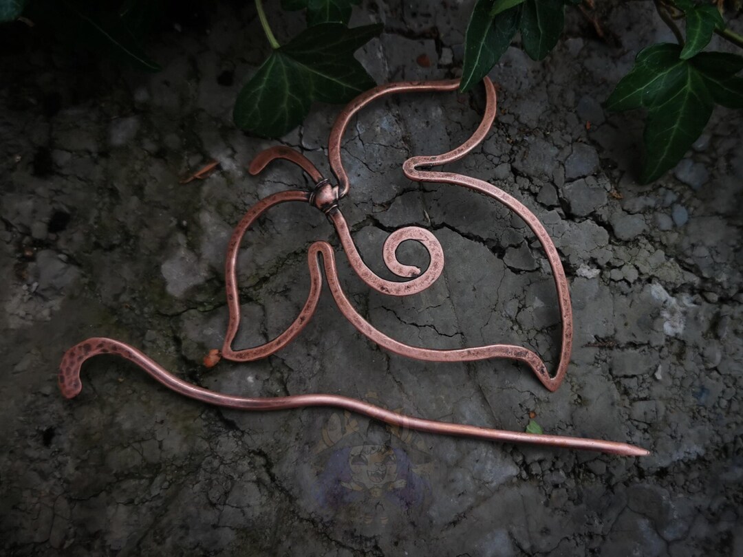 Copper Ivy Leaf Brooch With Aged Patina | Elven Fantasy Nature-inspired ...