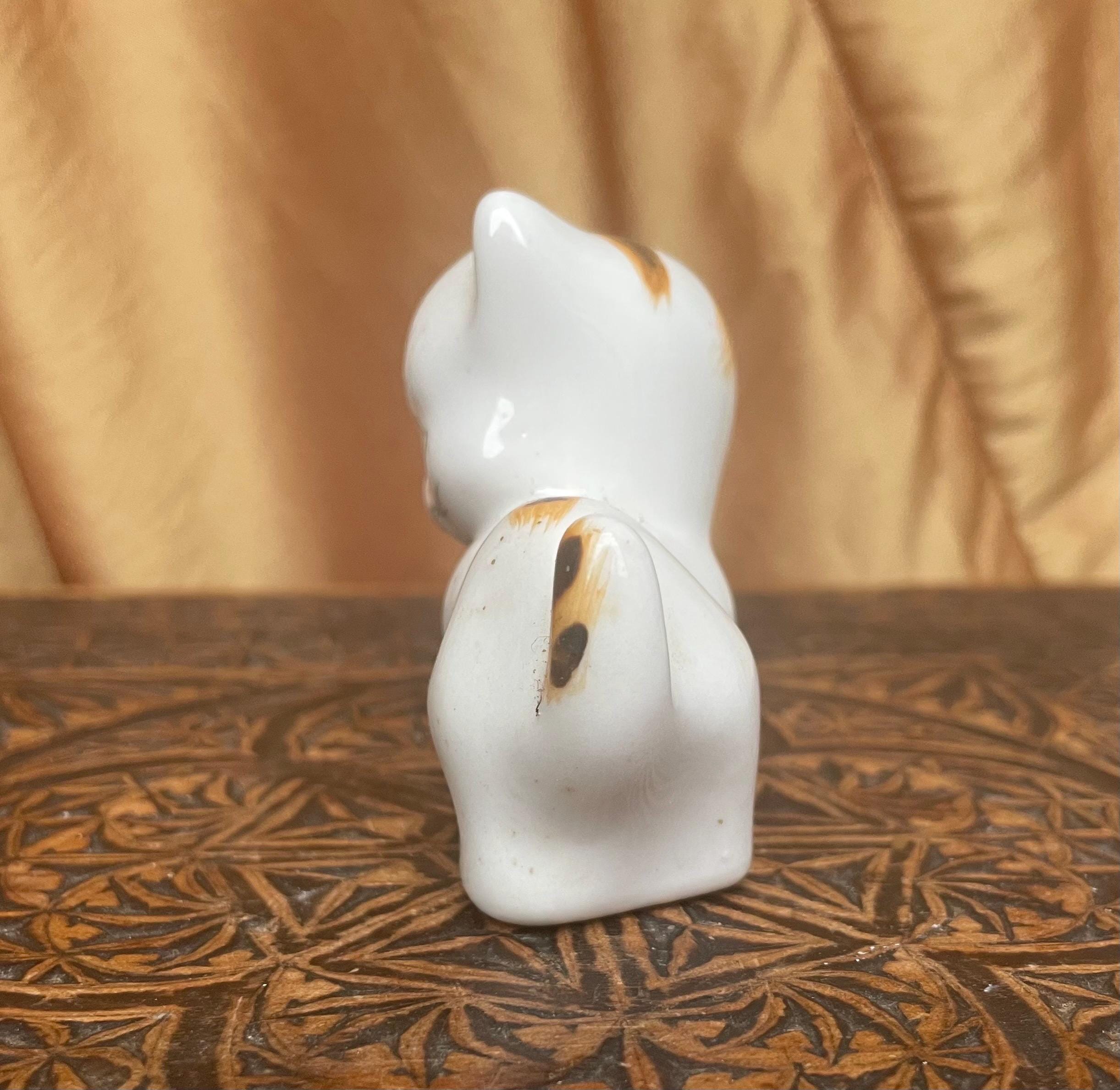 Chinese Ginger Tabby Cat Figurine Ornament Large Eyes Stumpy Tail VGC ...