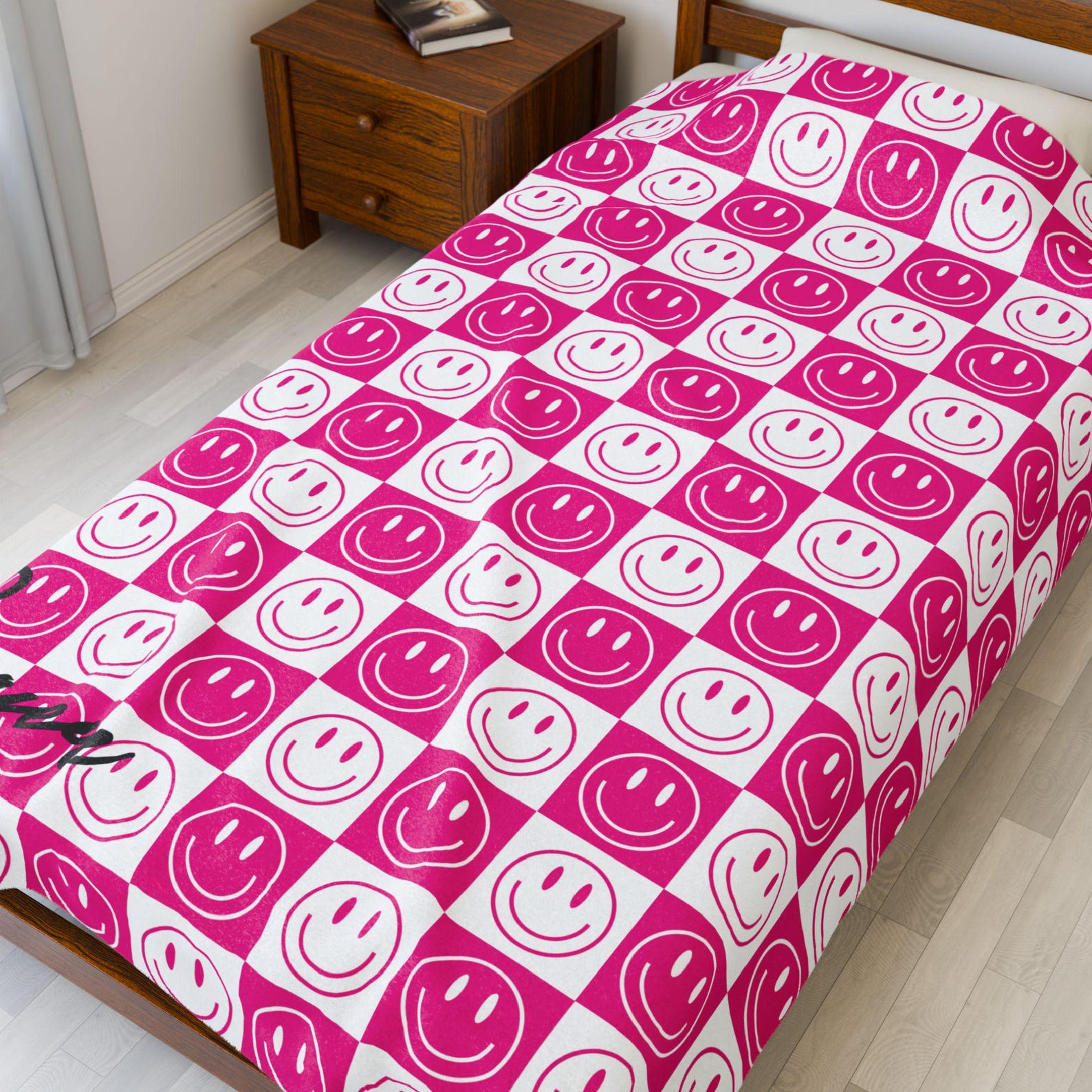 Personalized Smiley Face Checkered Blanket Custom Retro Plush Throw ...