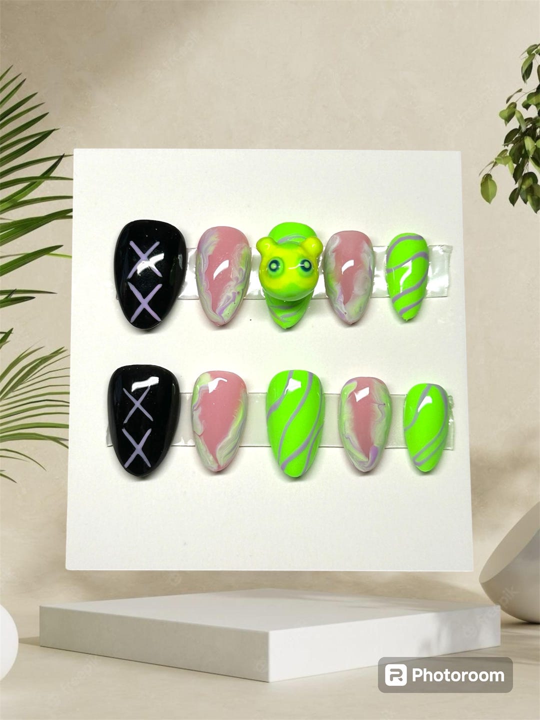 Valorant Mosh Character Spinning Charm Green Gamer Press on Gel X False ...
