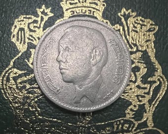 Vintage Collectibles - Etsy