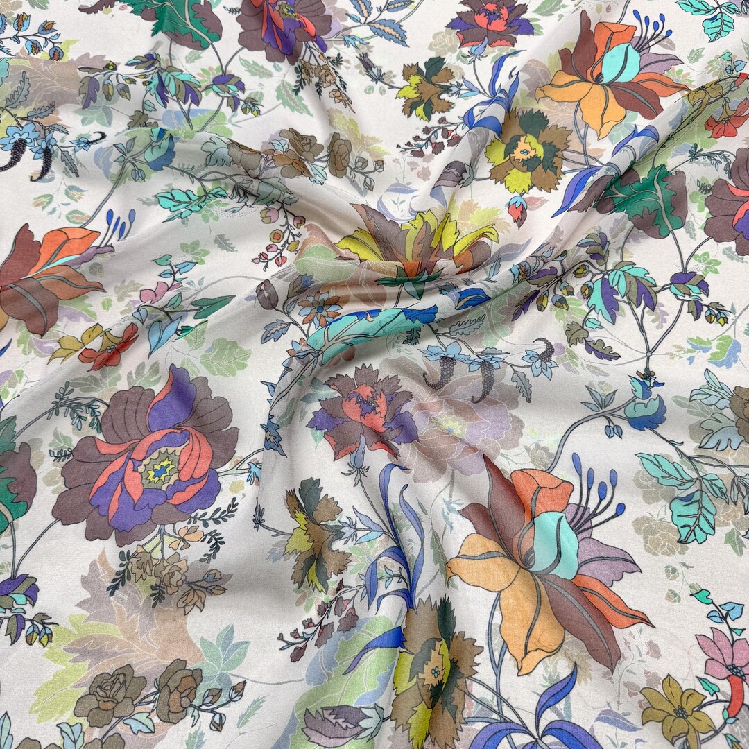 Elegant Italian Silk Chiffon Fabric for Stylish Dresses and Blouses ...