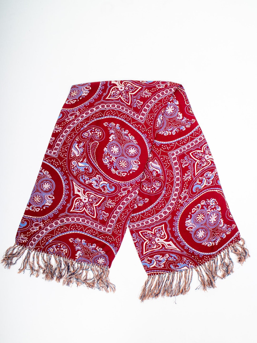 1940's 'town Talk' Men's Maroon, Cream and Blue Paisley Opera Scarf - Etsy