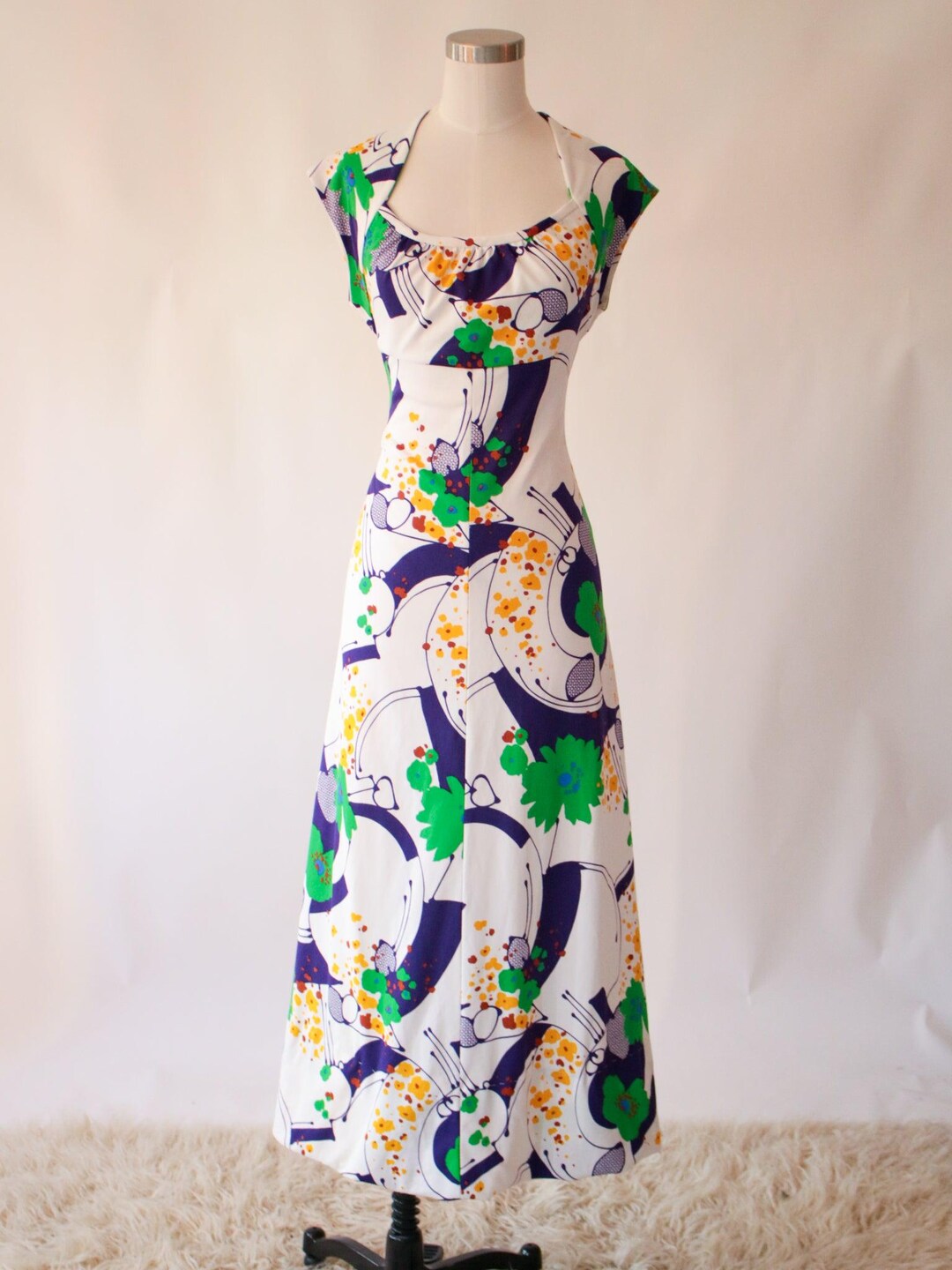 1970s Psychedelic Floral Poly Maxi Dress With Keyhole Back - Etsy