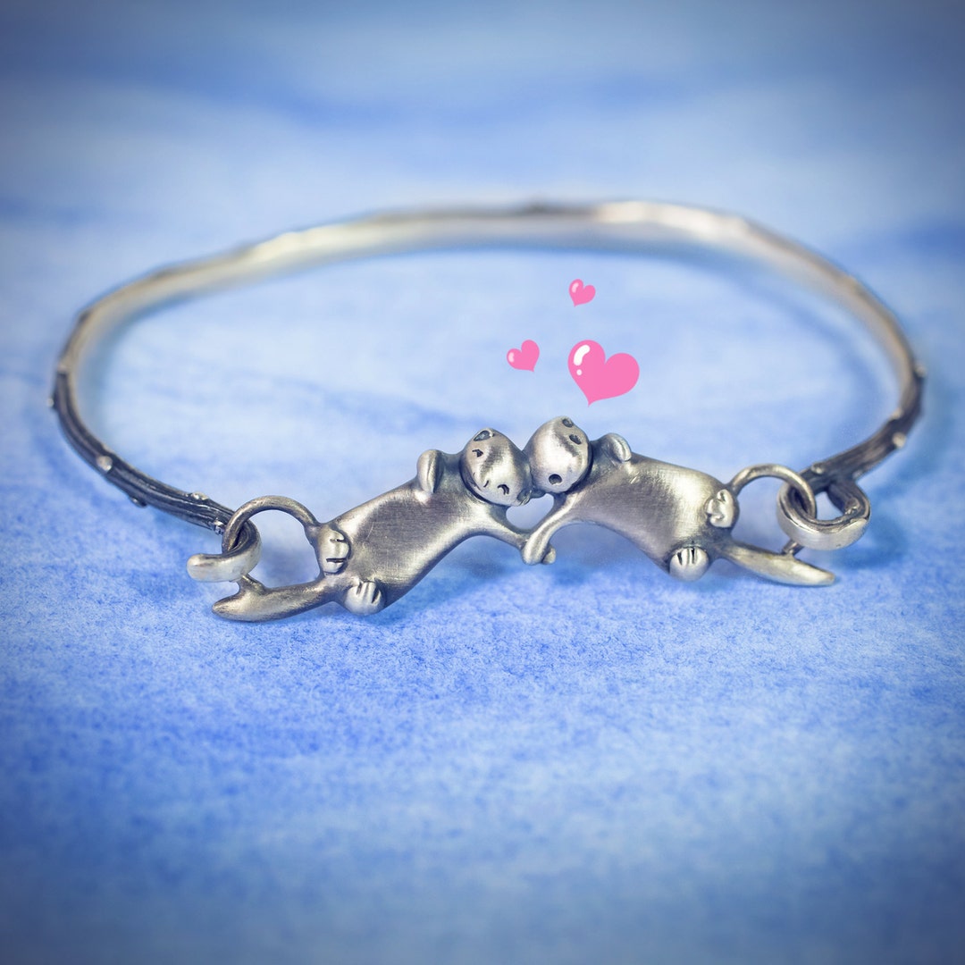 DISCONTINUED Otter Bracelet! an Adorable Sleeping Otter Couple to ...