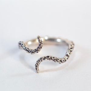 Tantalizing Tentacle Rings! Wrap Your Fingers in Awesome Adjustable Silver, Brass, or Gold ...