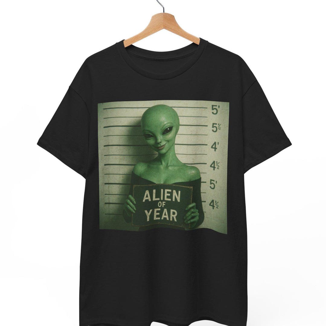 Cute Alien Mugshot T Shirt, Funny Space Meme Tee for Men and Women ...