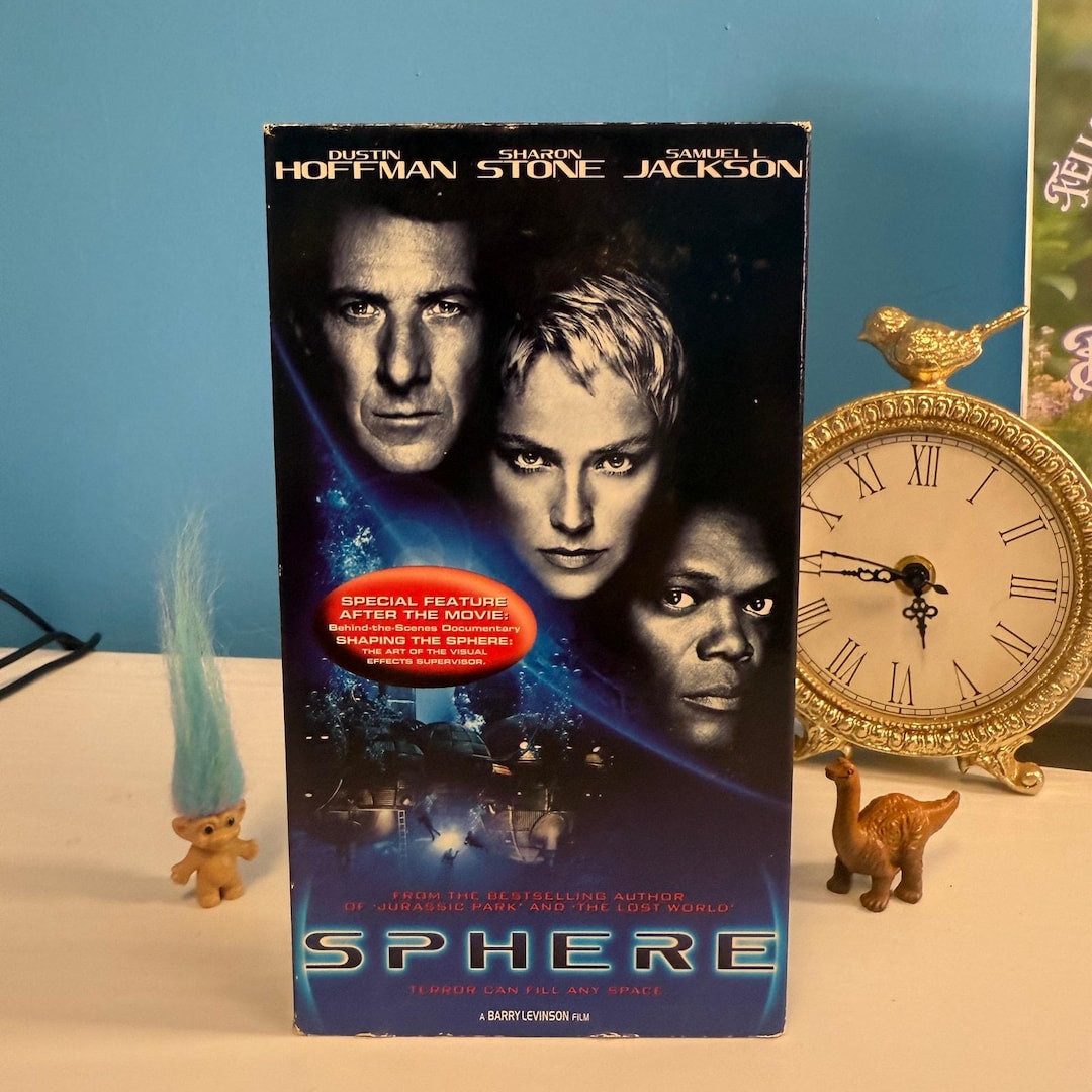 Sphere 1998 VHS Dustin Hoffman, Sharon Stone, Samuel L. Jackson Sci-fi ...
