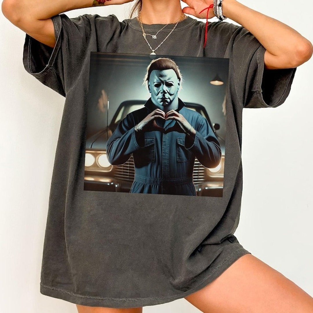 Ghostface Scream Halloween Heart Hands Comfort Colors Shirt, Ghostface ...