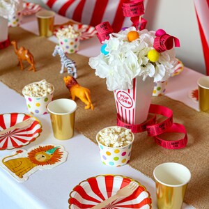 Circus Party Decoration Kit: Animals, Banners, Table Runner - Etsy