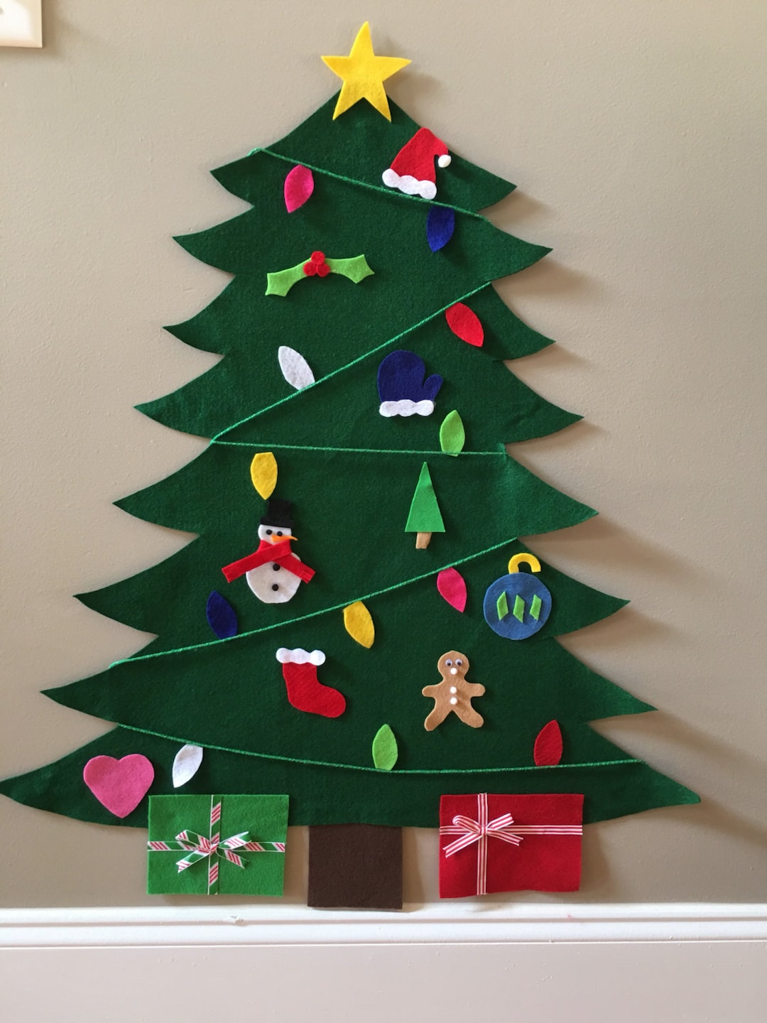 Felt Christmas Tree W/ Presents!! - Etsy