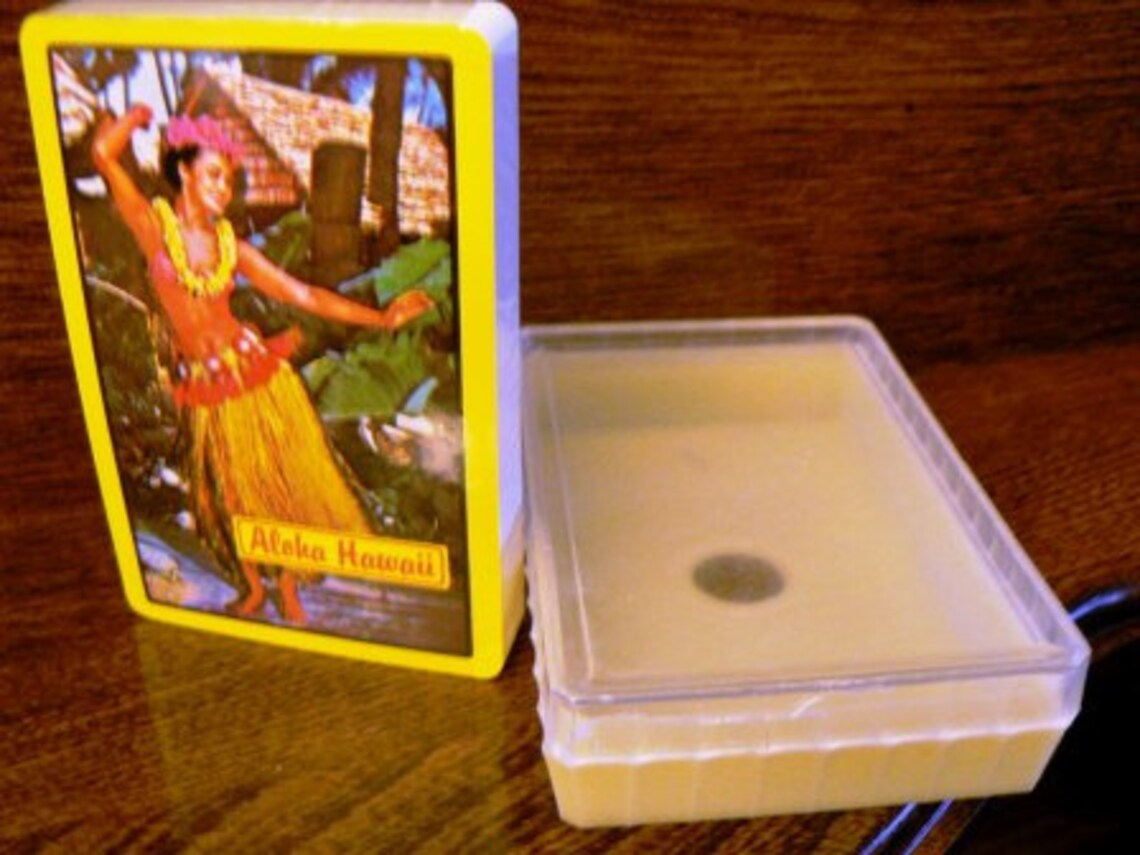 Vintage Ephemera ... ALOHA HAWAII Playing CARDS Unopened Vintage Family ...