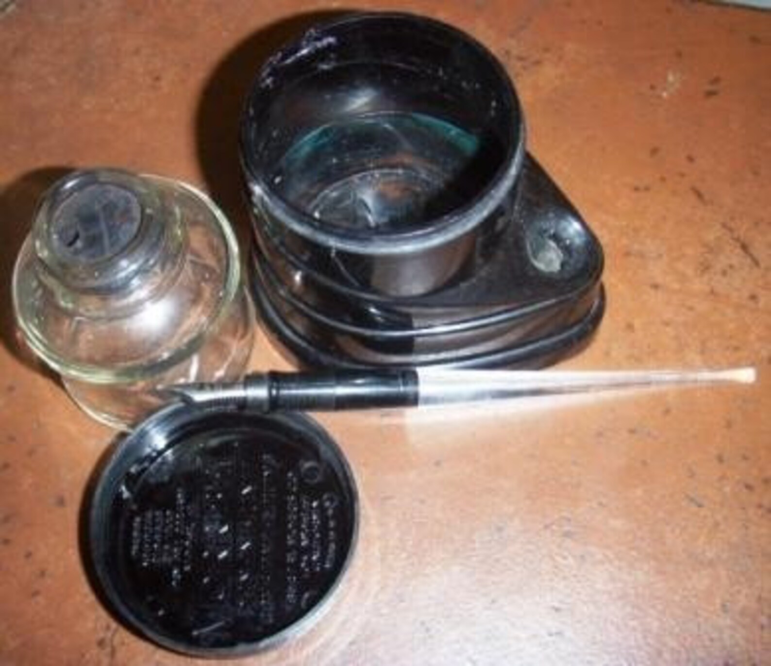 Vintage Inkwell ... Antique MORRISET INKWELL With Glass Bottle and PEN ...