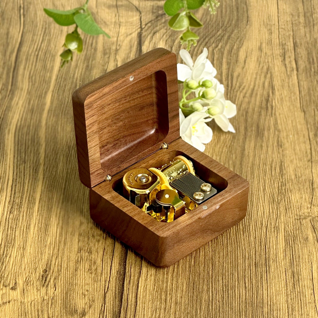 Custom Vintage Wooden Music Box Personalized Engraved Text Mini Music ...
