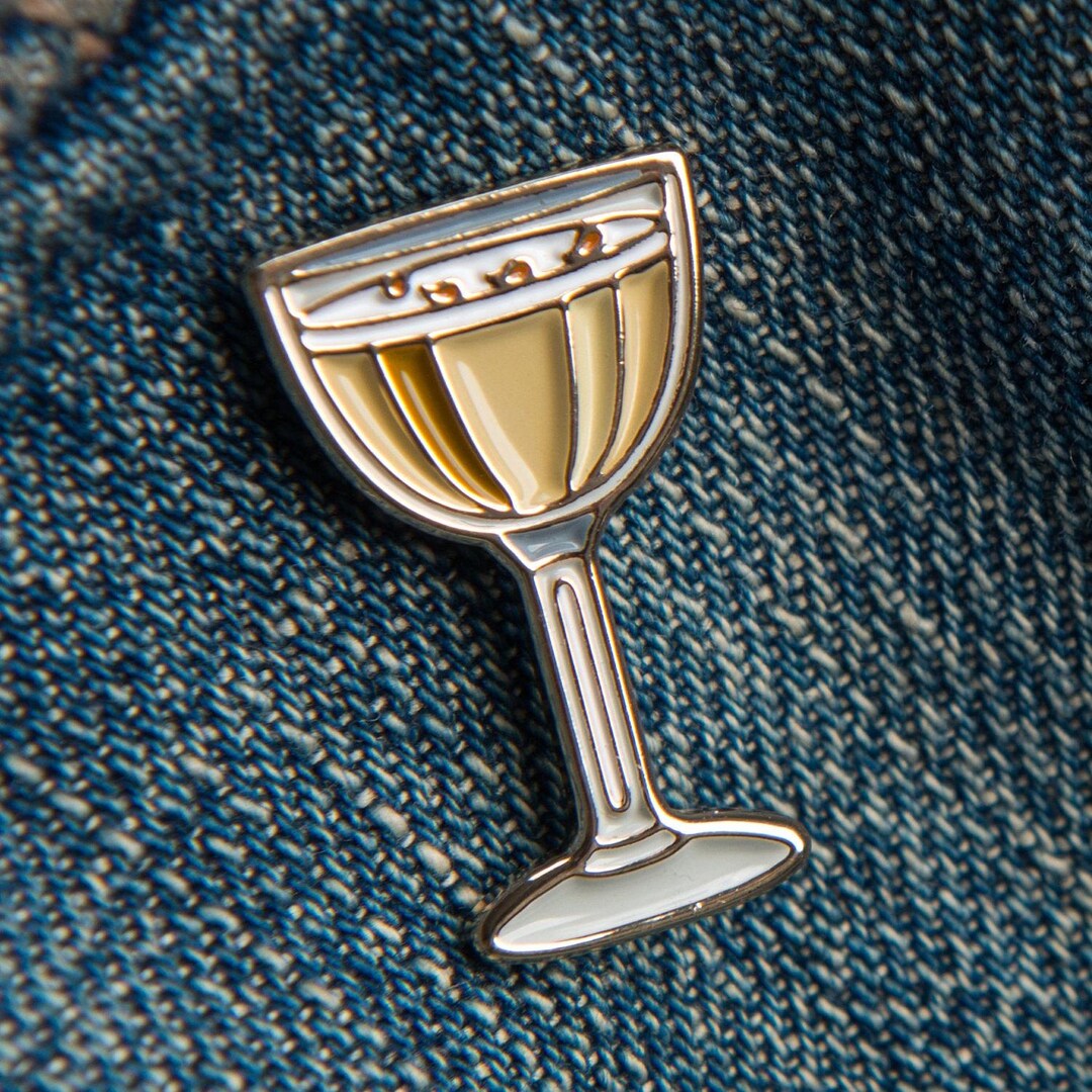 Pisco Sour Cocktail - Enamel Pin - Cocktail Gift - Etsy