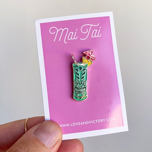 Tiki Cocktail Enamel Pin Pina Colada - Etsy