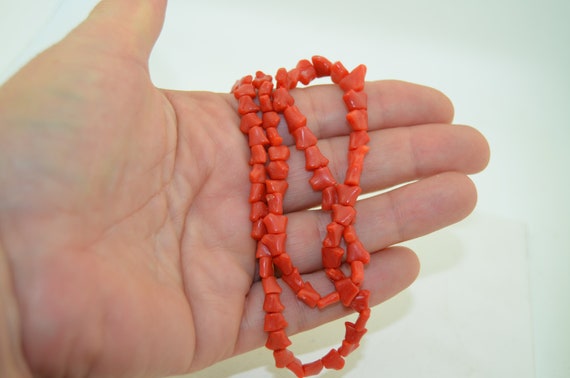Chunky coral bead necklace store