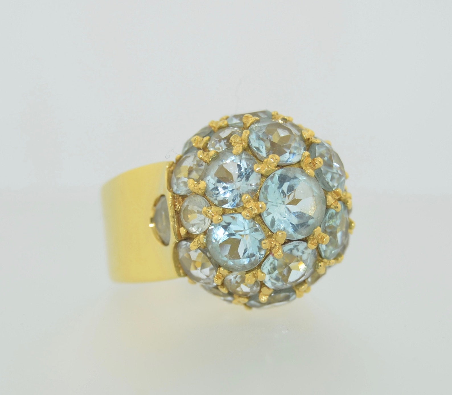 Incredible 18k Large Orb Ring With Blue Topaz - Etsy