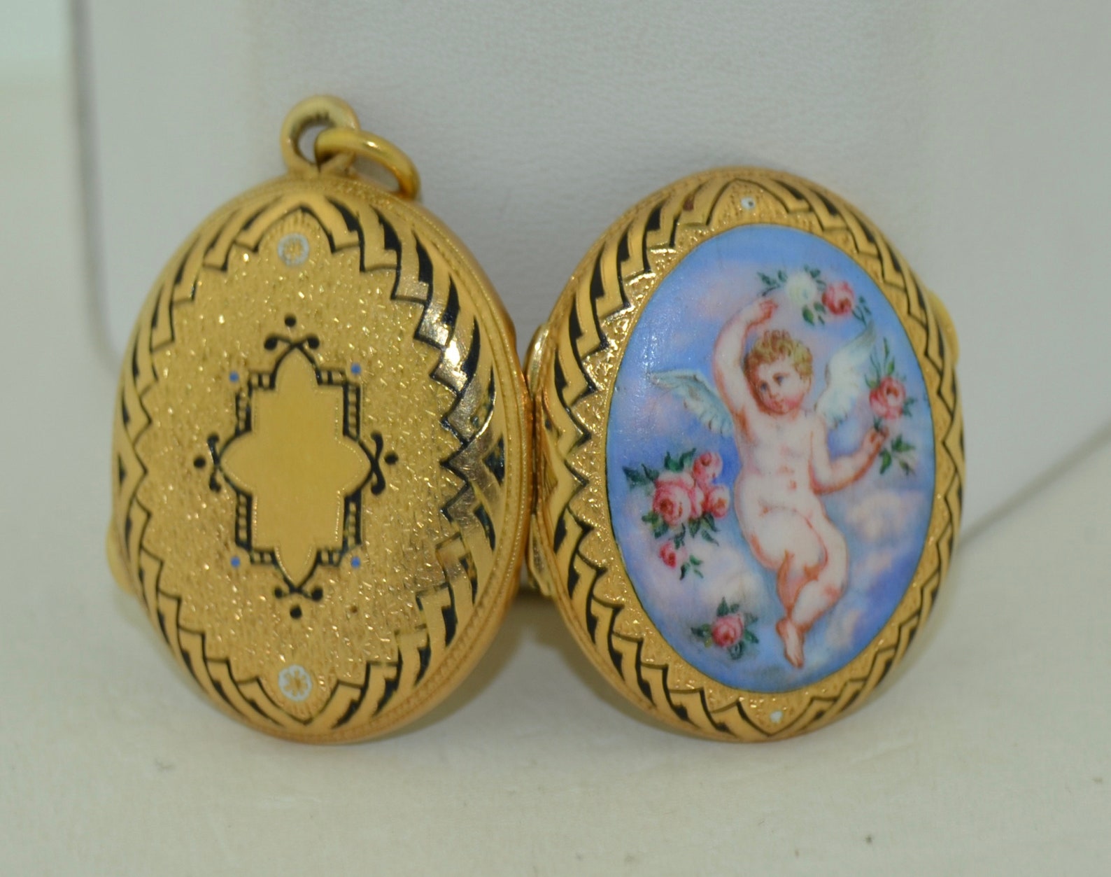 Victorian 18K Enamel Cherub Putti Locket - Etsy