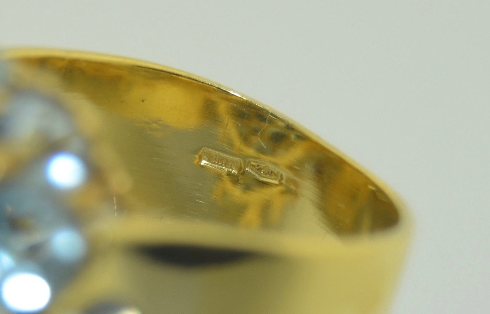 Incredible 18k Large Orb Ring With Blue Topaz - Etsy