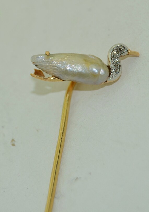 REIMAN AND SONS 18K Pearl And Diamond Duck Stick Pin - Gem