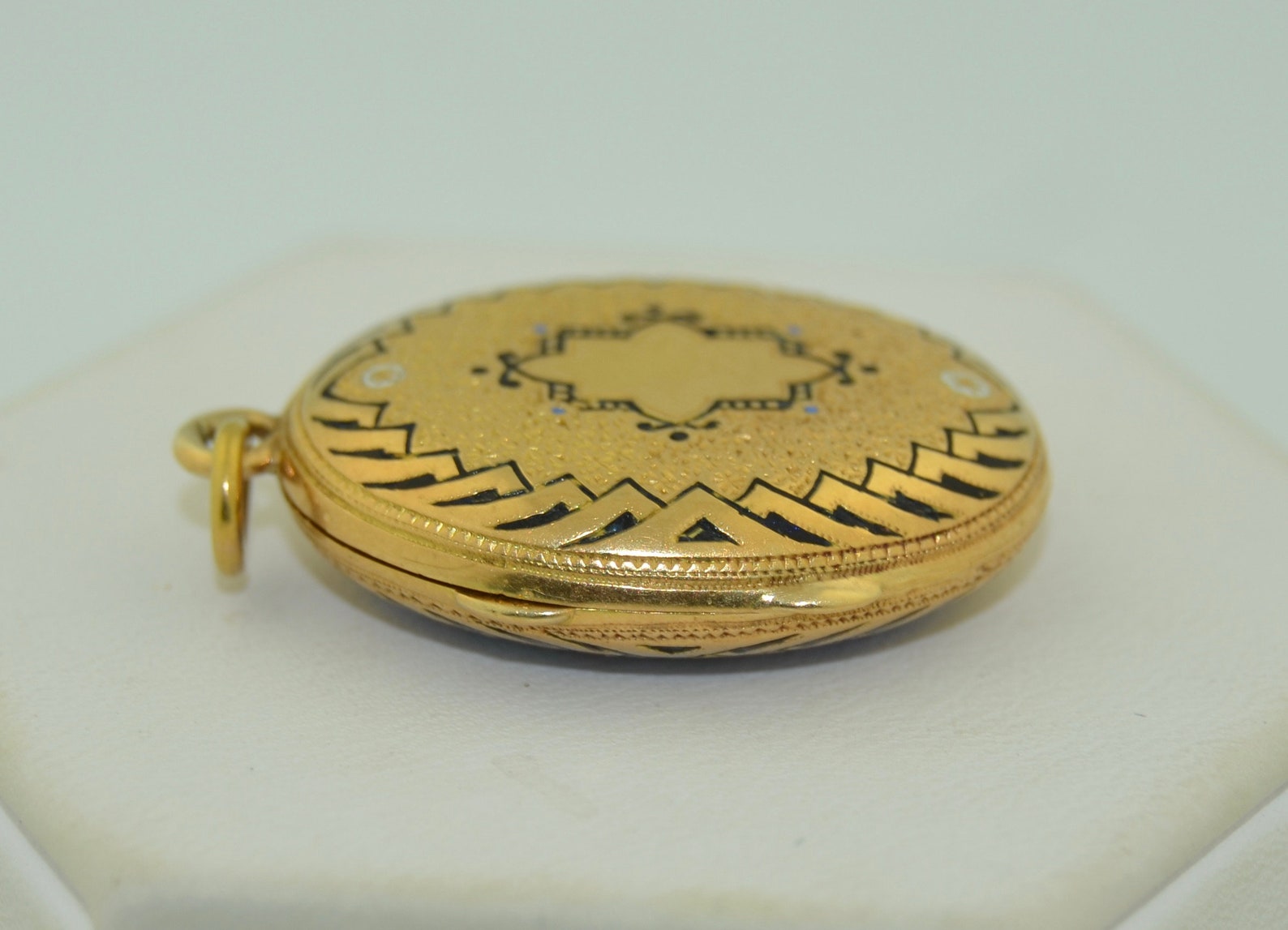 Victorian 18K Enamel Cherub Putti Locket - Etsy