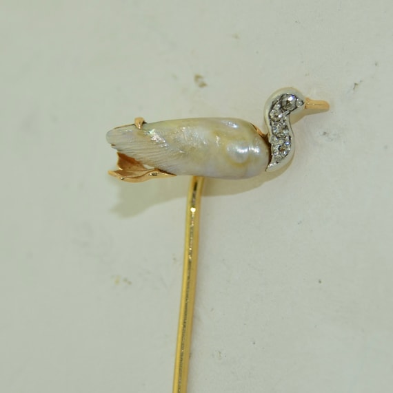 REIMAN AND SONS 18K Pearl And Diamond Duck Stick Pin - Gem
