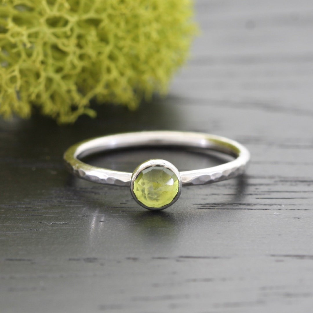 Silver Peridot Ring Size 7 Sterling Peridot Ring Peridot - Etsy