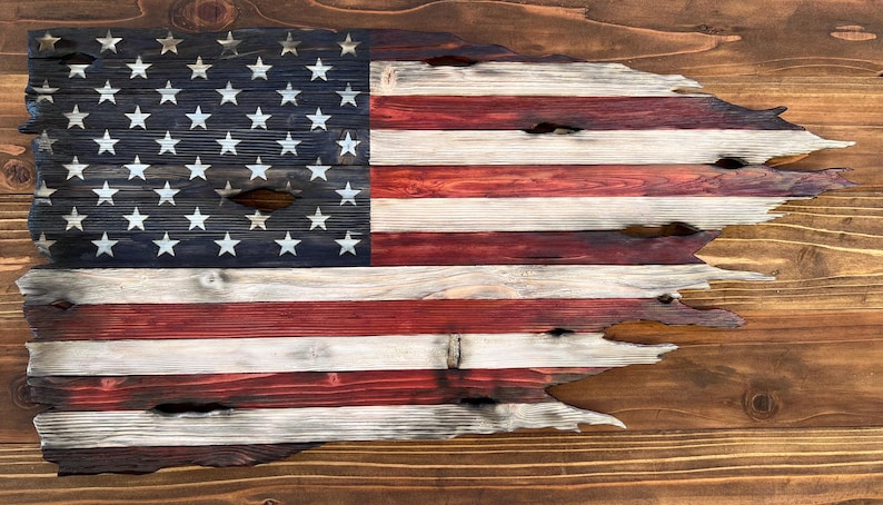 Distressed Wood American Flag, Tattered Rustic Patriotic Wall Art (18 ...