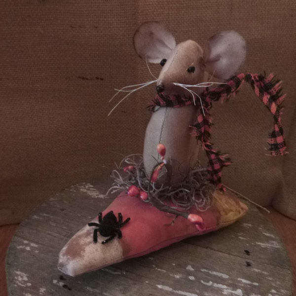 Primitive Mouse - Etsy