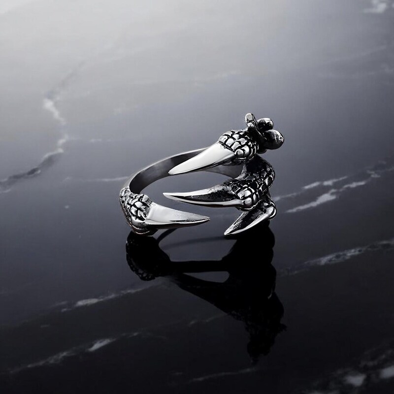 Raven Claw Ring - Etsy