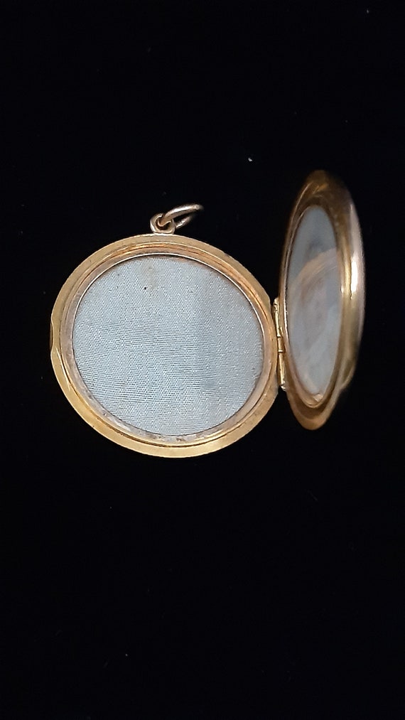 Antique Edwardian Double Side Round Gold Locket 15 ct - Gem