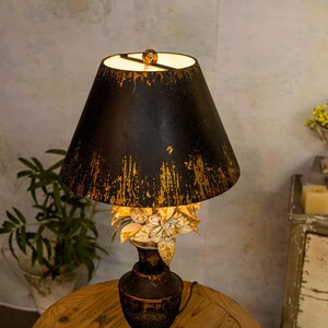 Vintage Old Table Lamp, Handmade Desk Lamp, Floral Decoration, Shabby ...