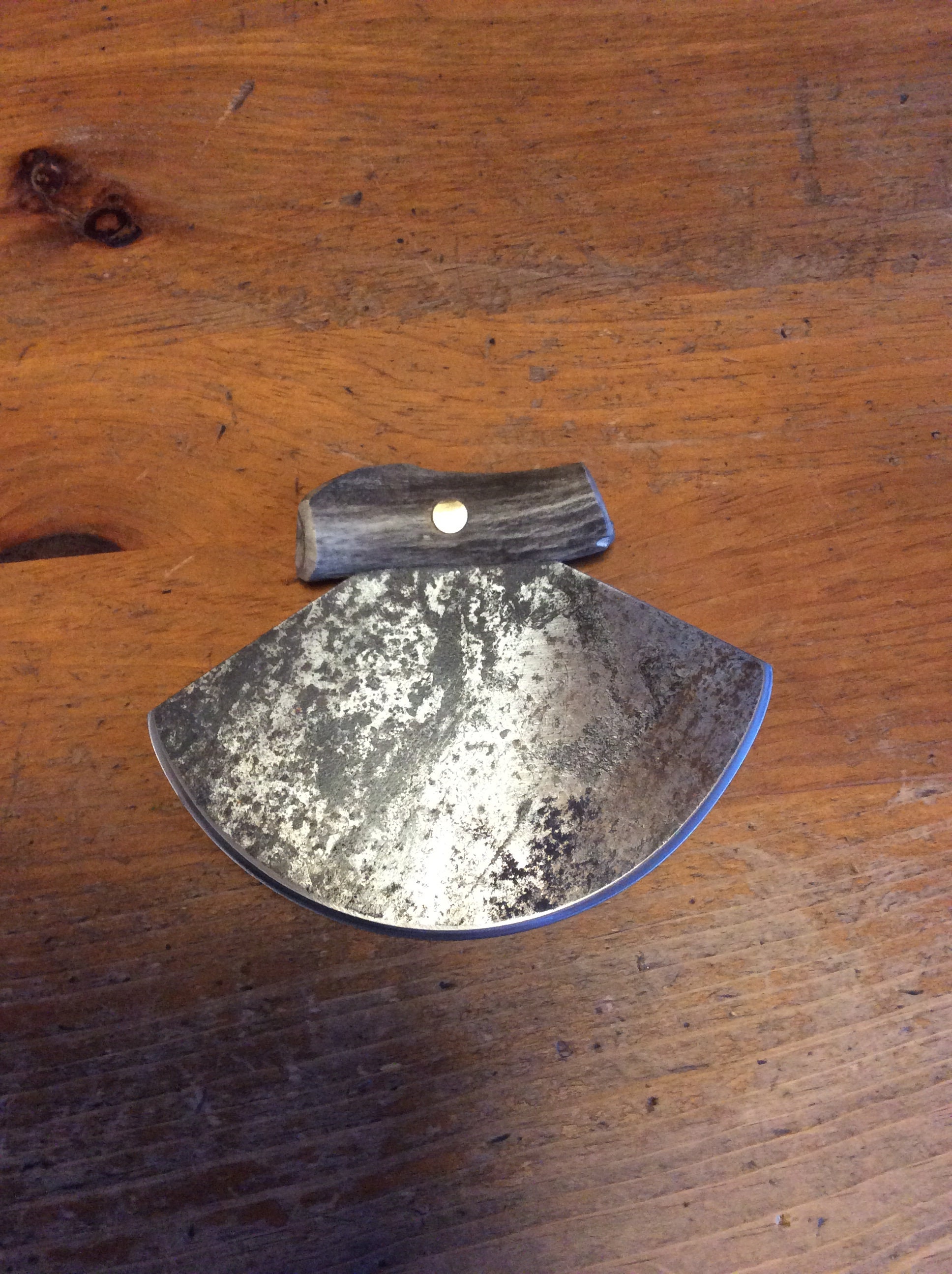 Traditionally Made Ulu