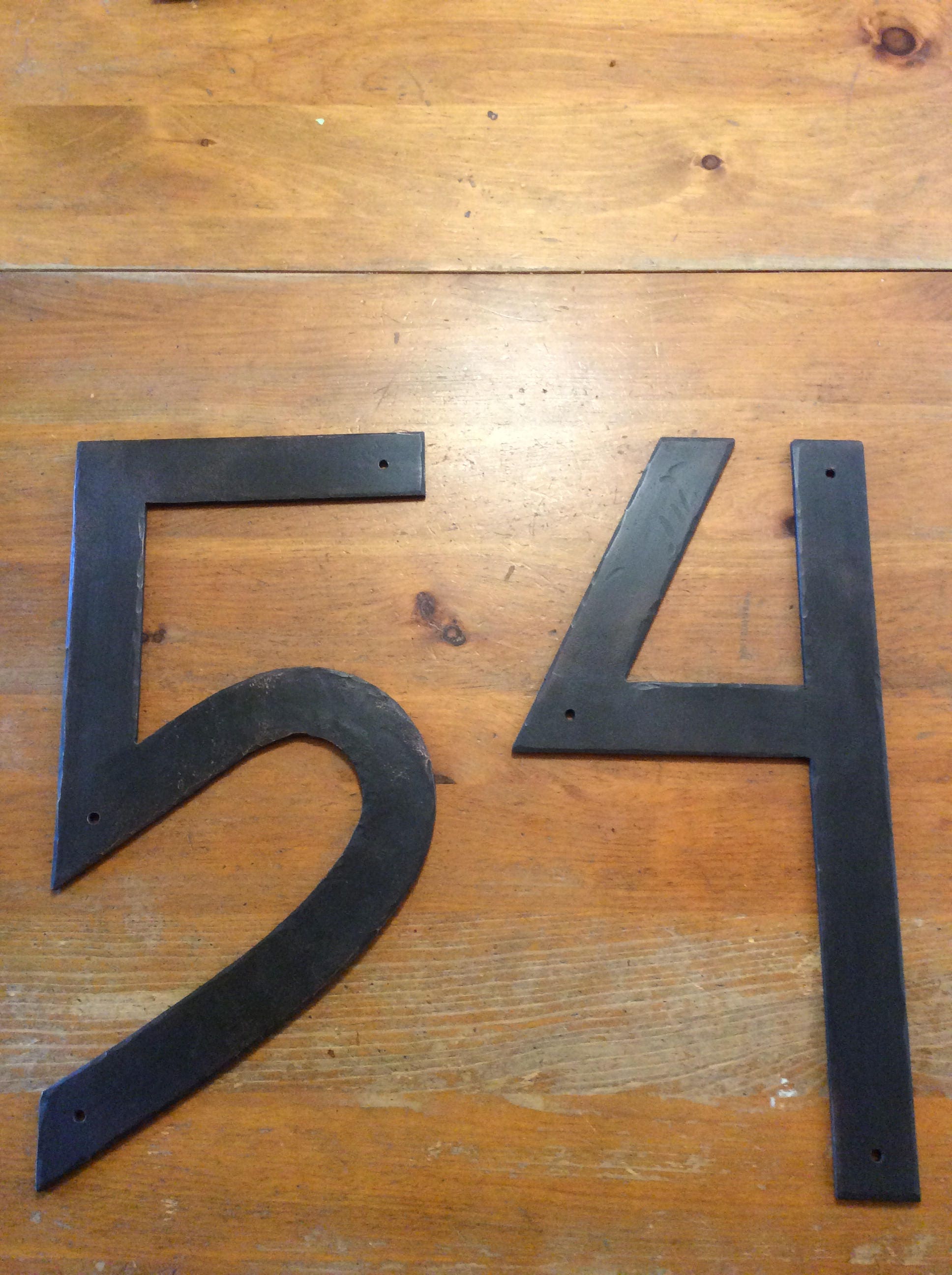 Large house Numbers