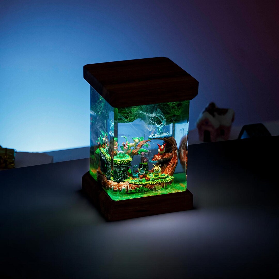 Handmade Forest Animation Resin Lamp – Custom Epoxy Diorama Night Light ...