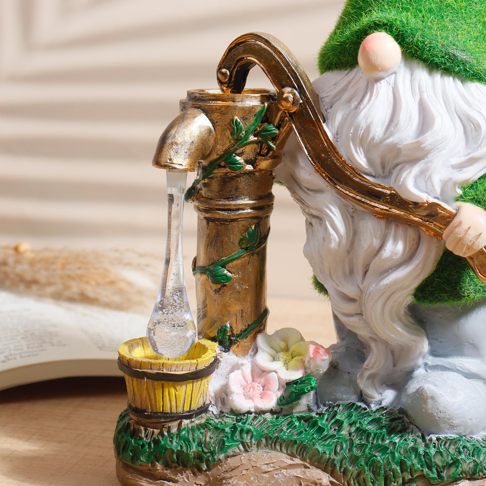 Solar Sculptures Garden Gnome,solar-powered Gnome Statue,garden ...