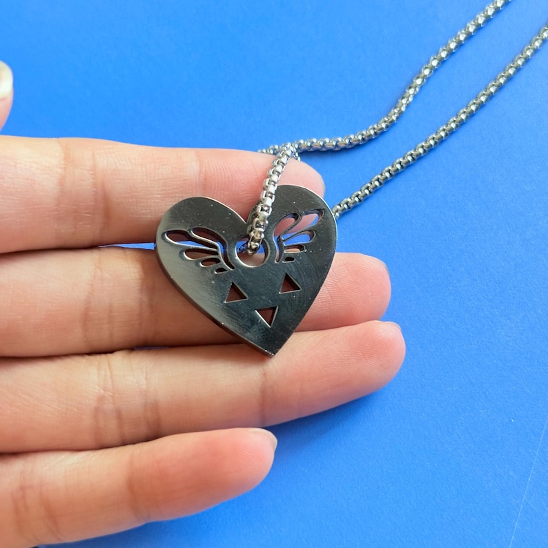 Deltarune Symbol Heart Locket Metal Necklace, Delta Rune Heart Cosplay ...