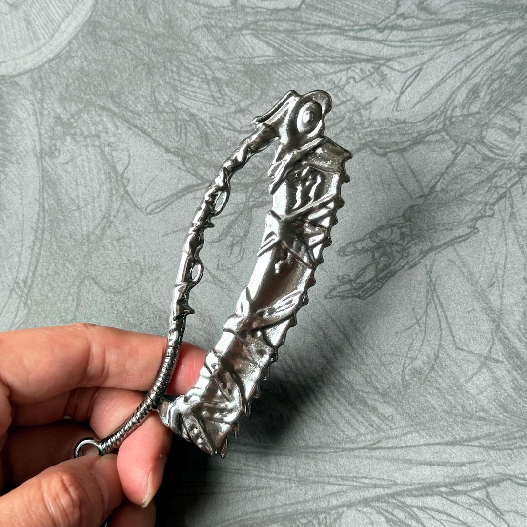 Bloodborne Saw Cleaver Inspired Charms Keychain, Bloodborne Hunter Fans ...