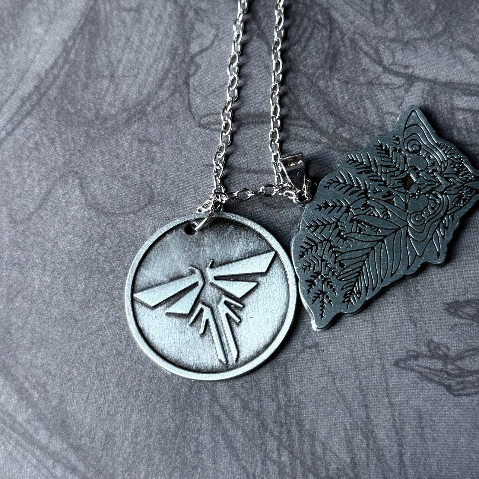 Ellie's Tattoo Firefly Tlou Necklace, Gift for Gamers, Firefly Charms ...