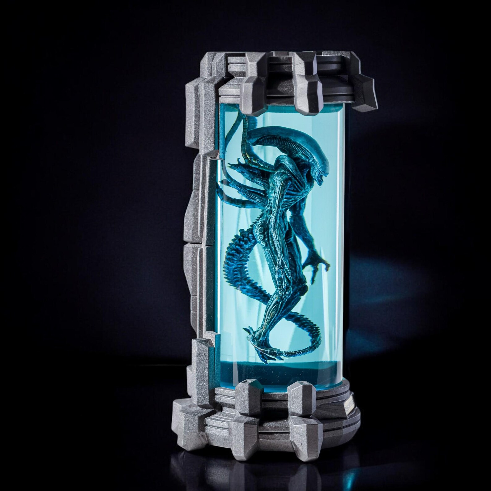 Custom Xeno.morph Lamp, Ali.en Epoxy Lamp, Custom Anime Night Light ...