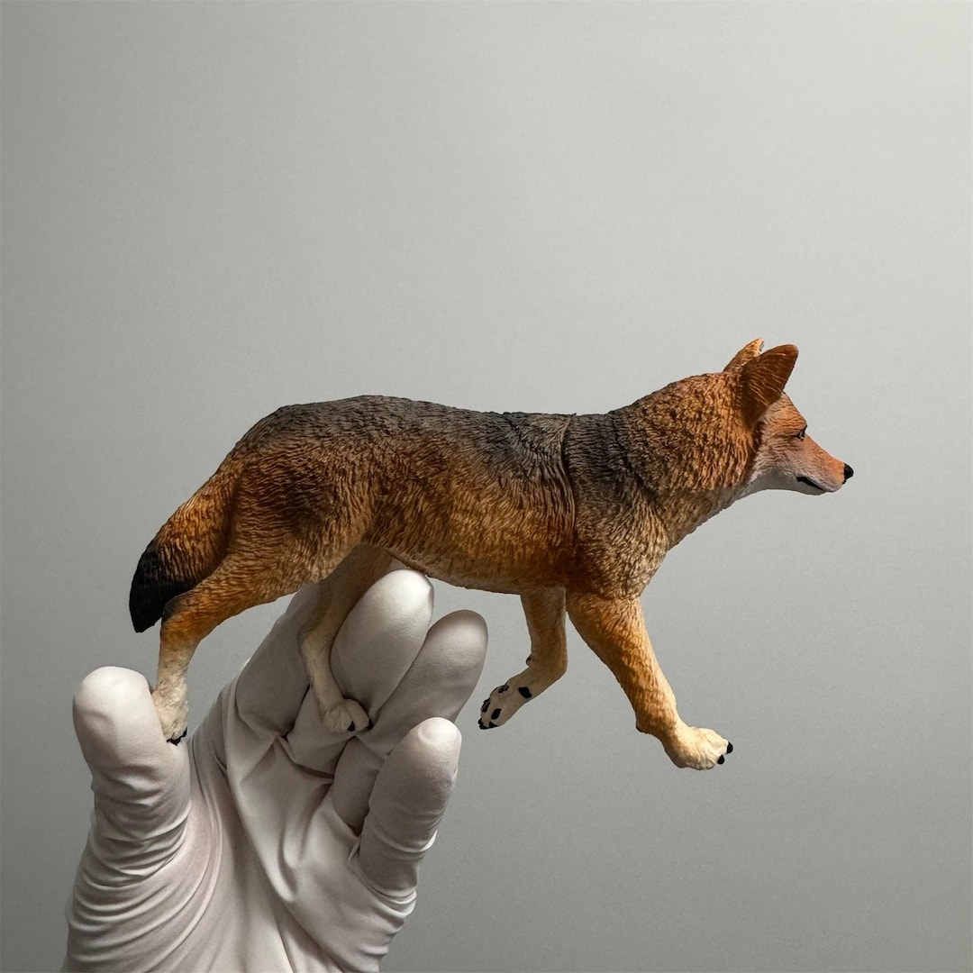 Handcrafted Resin Coyote Figurine Realistic Wildlife Animal Model ...