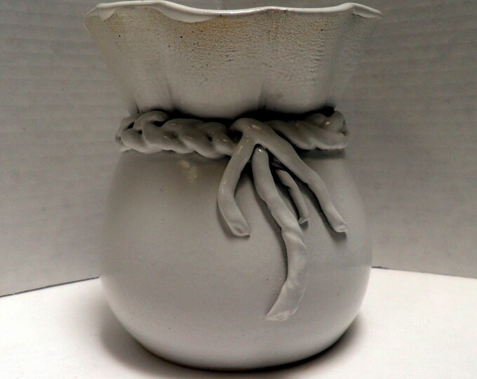 Handmade Ceramic Vase / Pot, Flower Arranging - Etsy